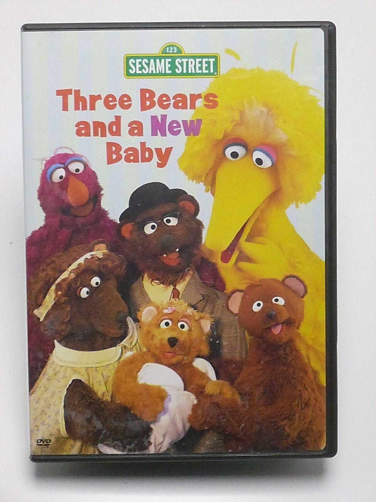 Sesame Street - Three Bears and a New Baby (DVD) - J0205 – DVDs4Me